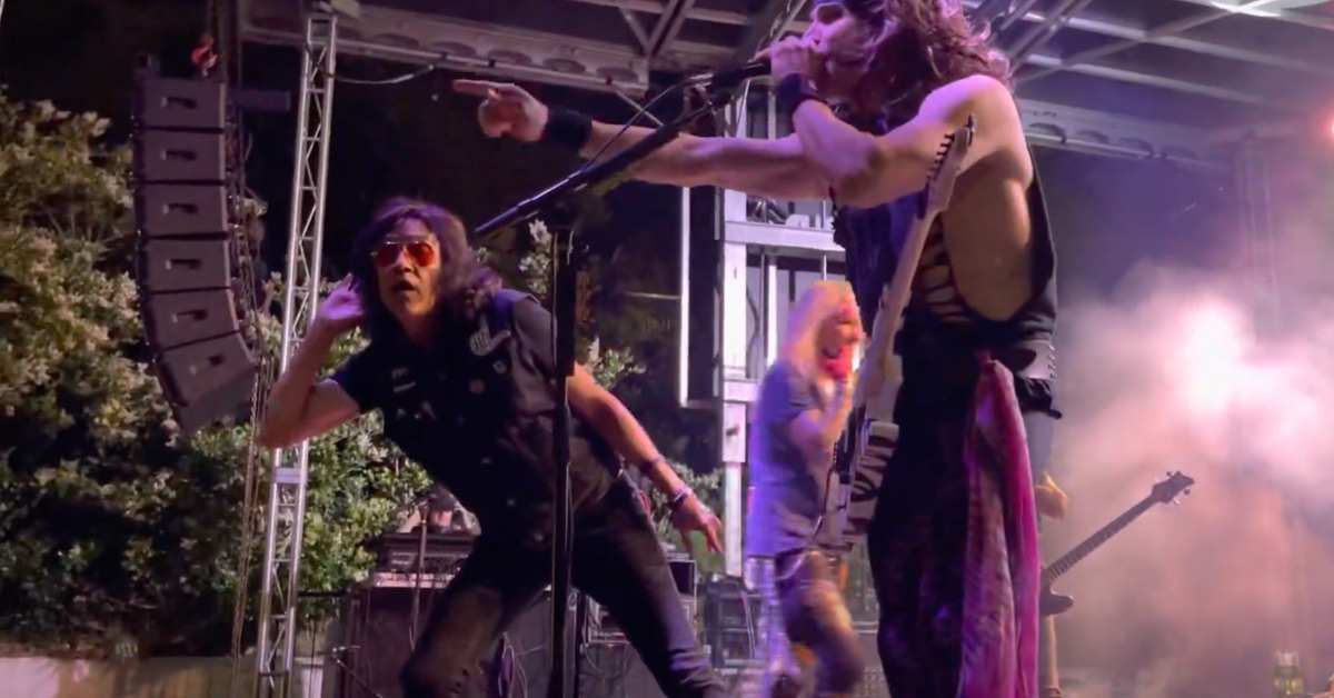 Watch BulletBoys singer Marq Torien join Steel Panther for ‘Smooth Up ...