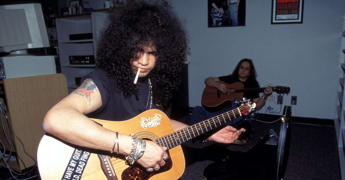 'No rock band is god': A candid conversation with Slash - Metal Edge ...