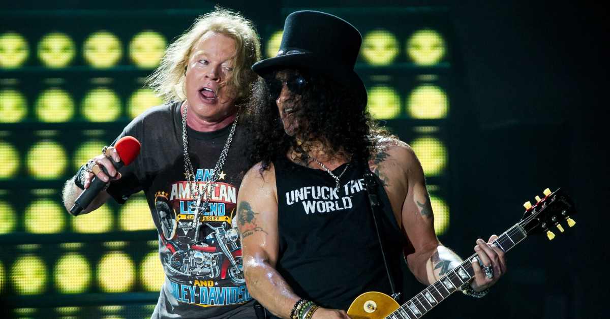 Axl Rose and Slash were photographed together in a recording studio; is ...