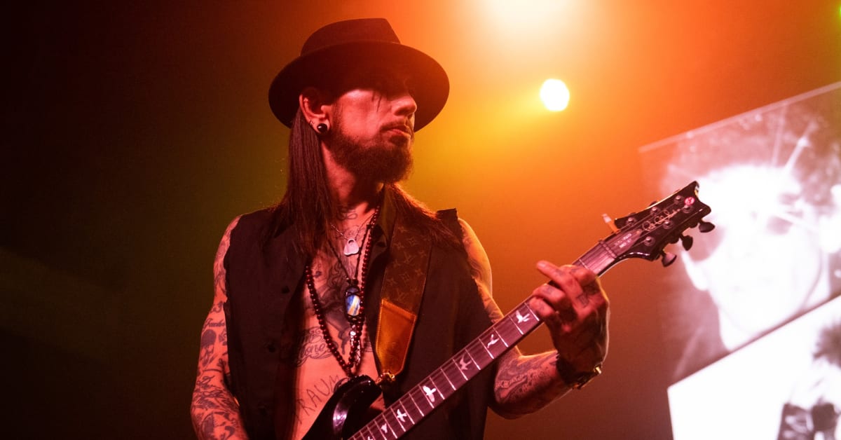 Dave Navarro to sit out Jane's Addiction tour; confirms new music in ... Dave Navarro to sit out Jane's Addiction tour; confirms new music in ...