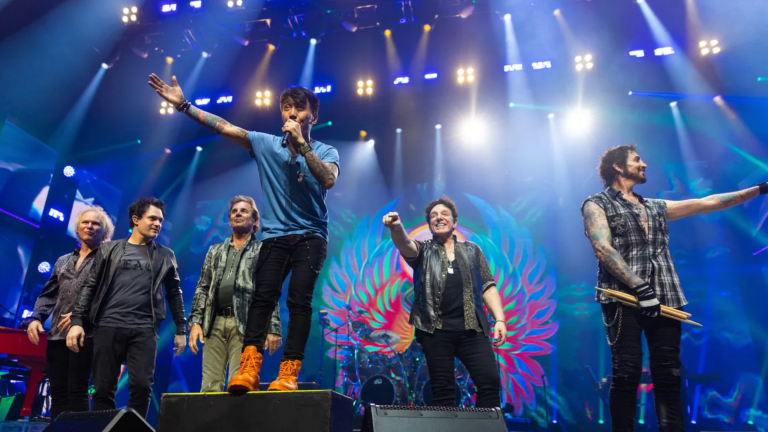 Journey announces 2024 North American tour with Toto - Metal Edge Magazine Journey announces 2024 North American tour with Toto - Metal Edge Magazine