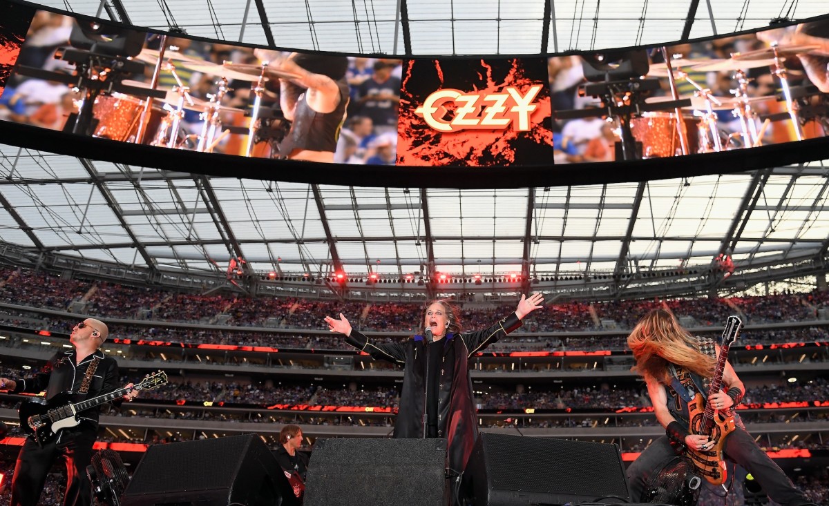 Watch Ozzy Osbourne perform 'Crazy Train' and 'Patient Number 9' at L.A ... Watch Ozzy Osbourne perform 'Crazy Train' and 'Patient Number 9' at L.A ...