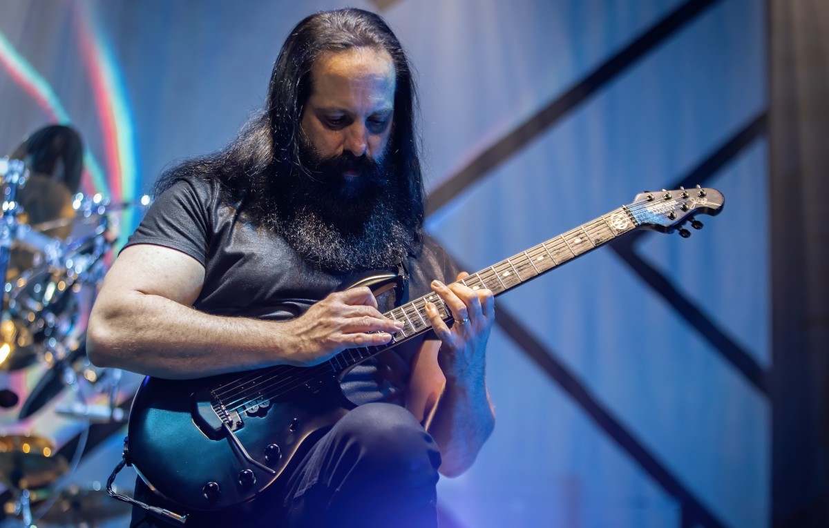 Watch Dream Theater's John Petrucci reunite onstage with Mike Portnoy ...